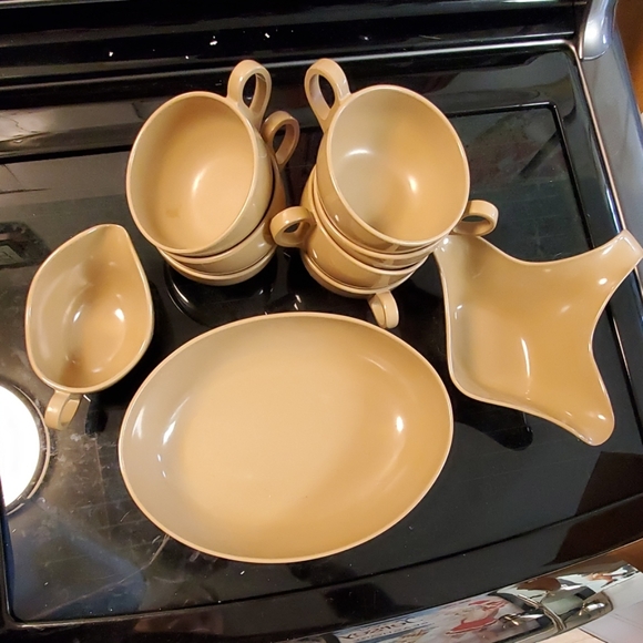 melmac | Dining | Vintage Melmac Cups Creamer And Dressing Bowl | Poshmark